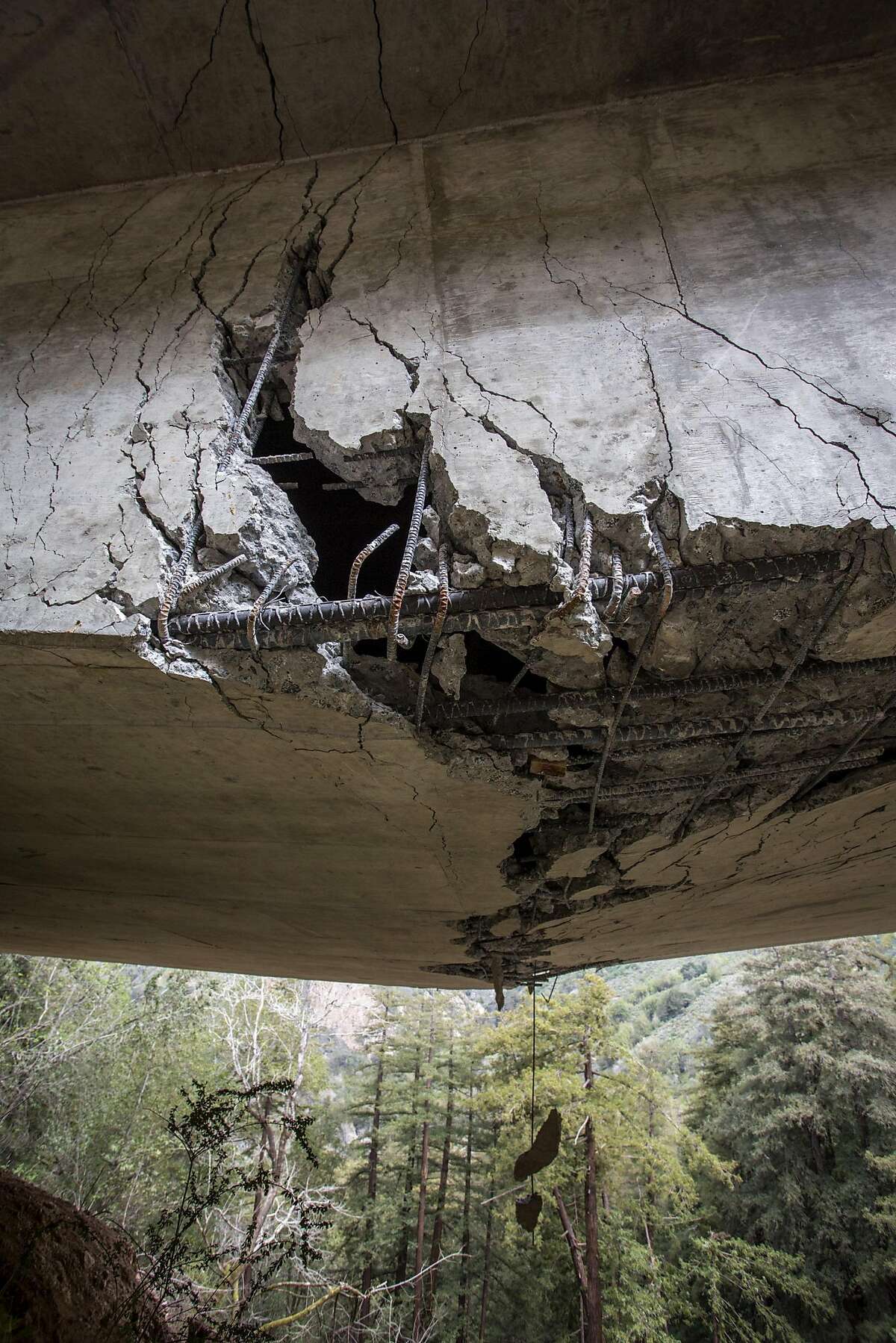 Bridge failure severs Big Sur’s ties to outside world
