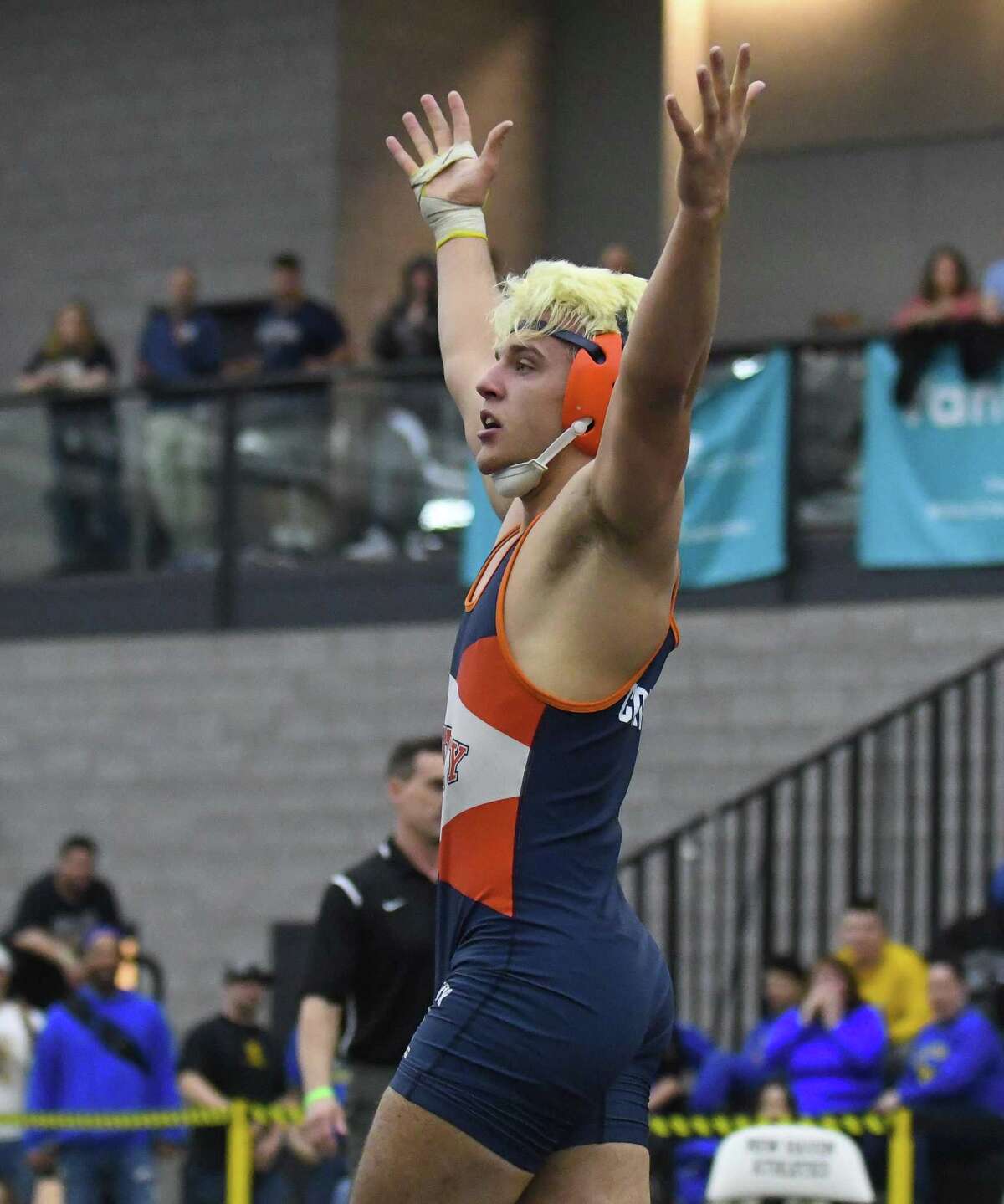 Hatters capture State Open wrestling crown in record-setting fashion