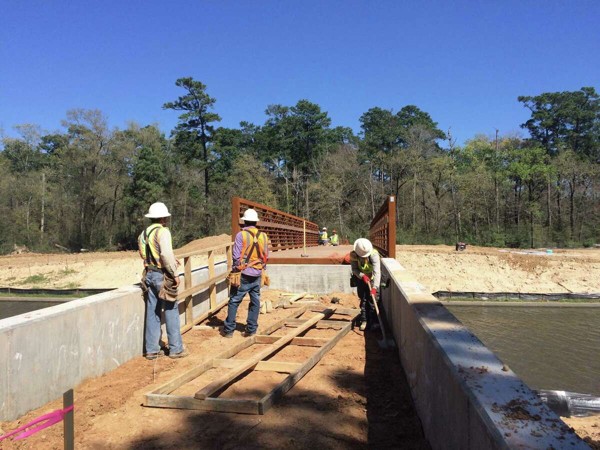 Pedestrian bridge installed on The Woodlands Waterway extension project