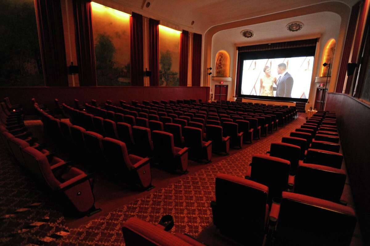 Avon rolls out red carpet for film enthusiasts