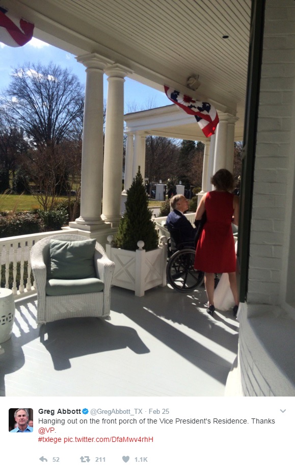 Gov. Greg Abbott visits Vice President Pence's home in Washington, D.C.