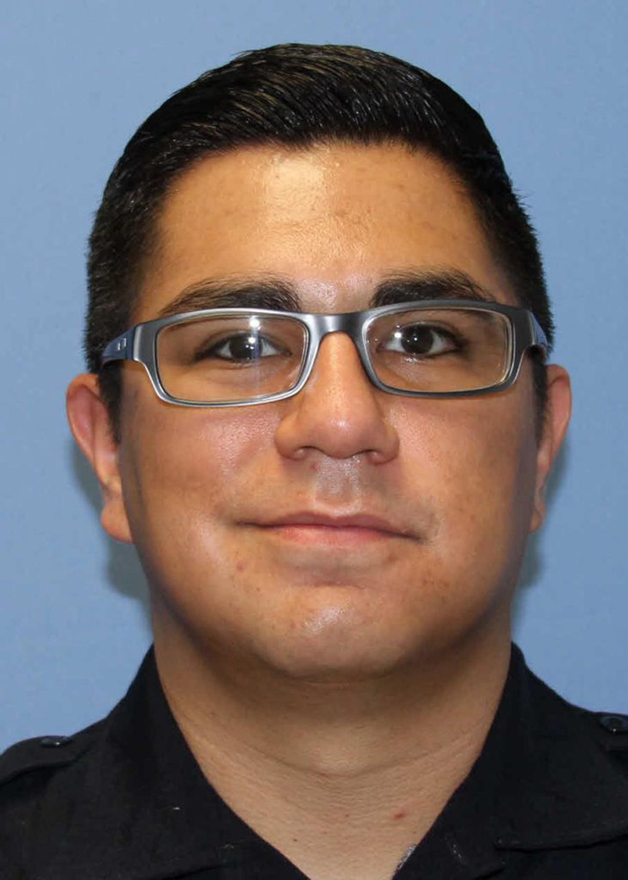 Witness: Ex-SAPD officer made her drink, do pushups in swimsuit before sex assault