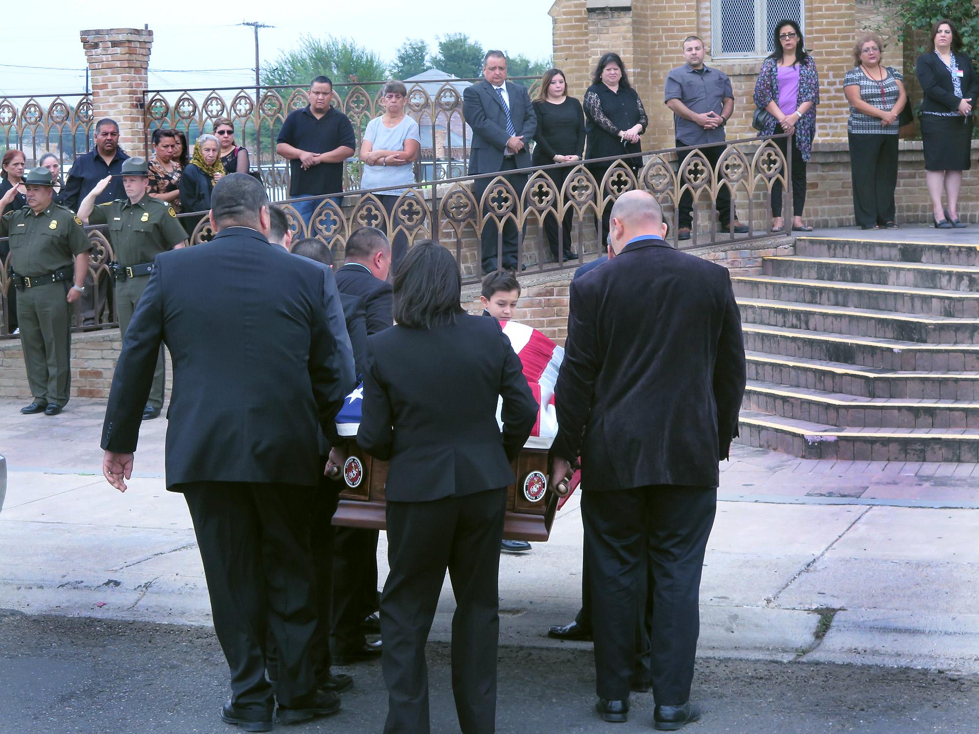Citizens pay last respects to LISD officer