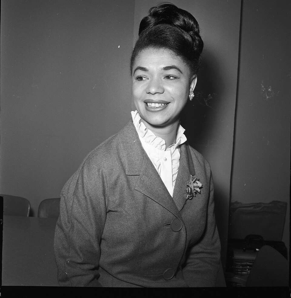 Aileen Clarke Hernandez, NOW leader and activist, dies