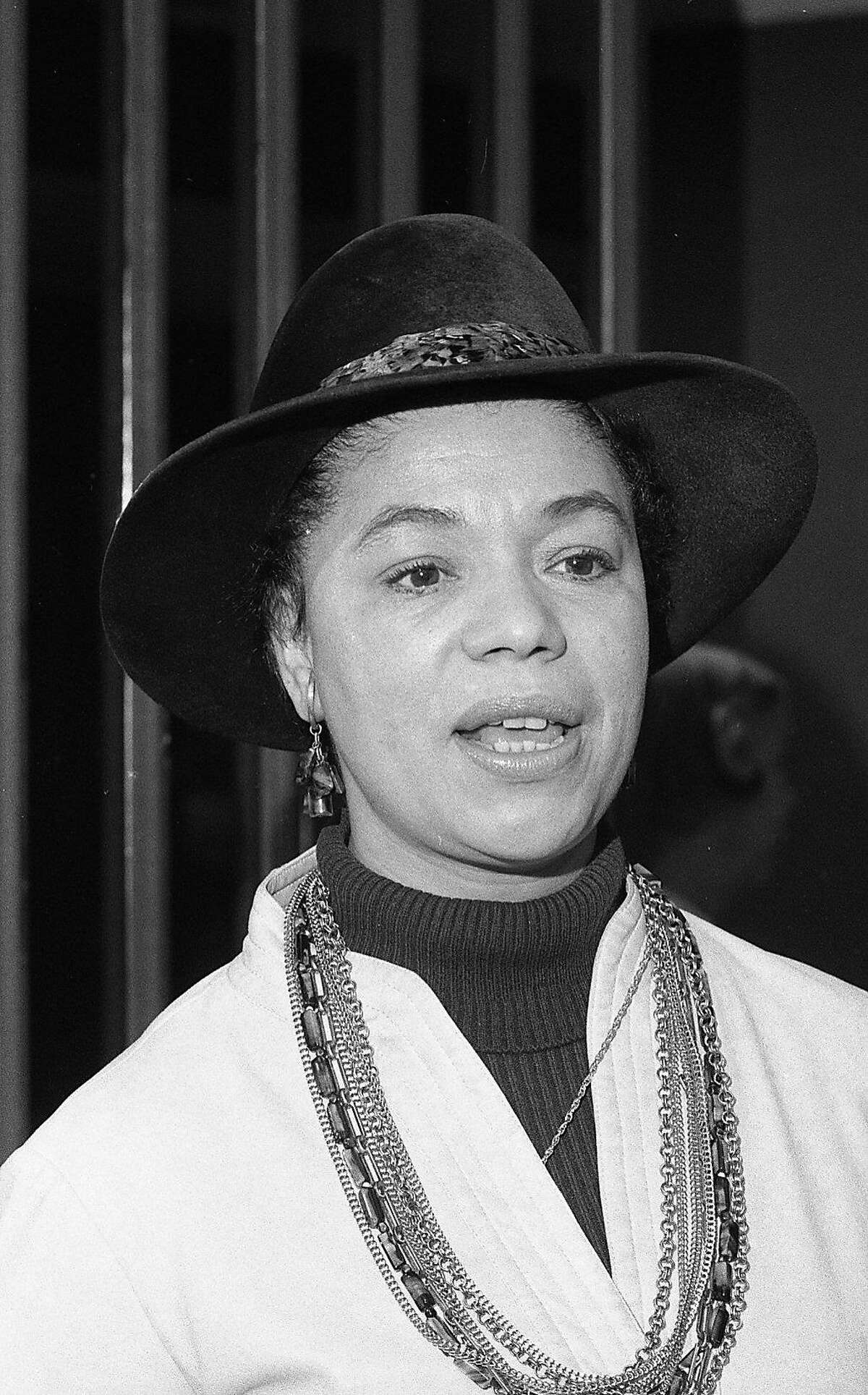 Aileen Clarke Hernandez, NOW leader and activist, dies