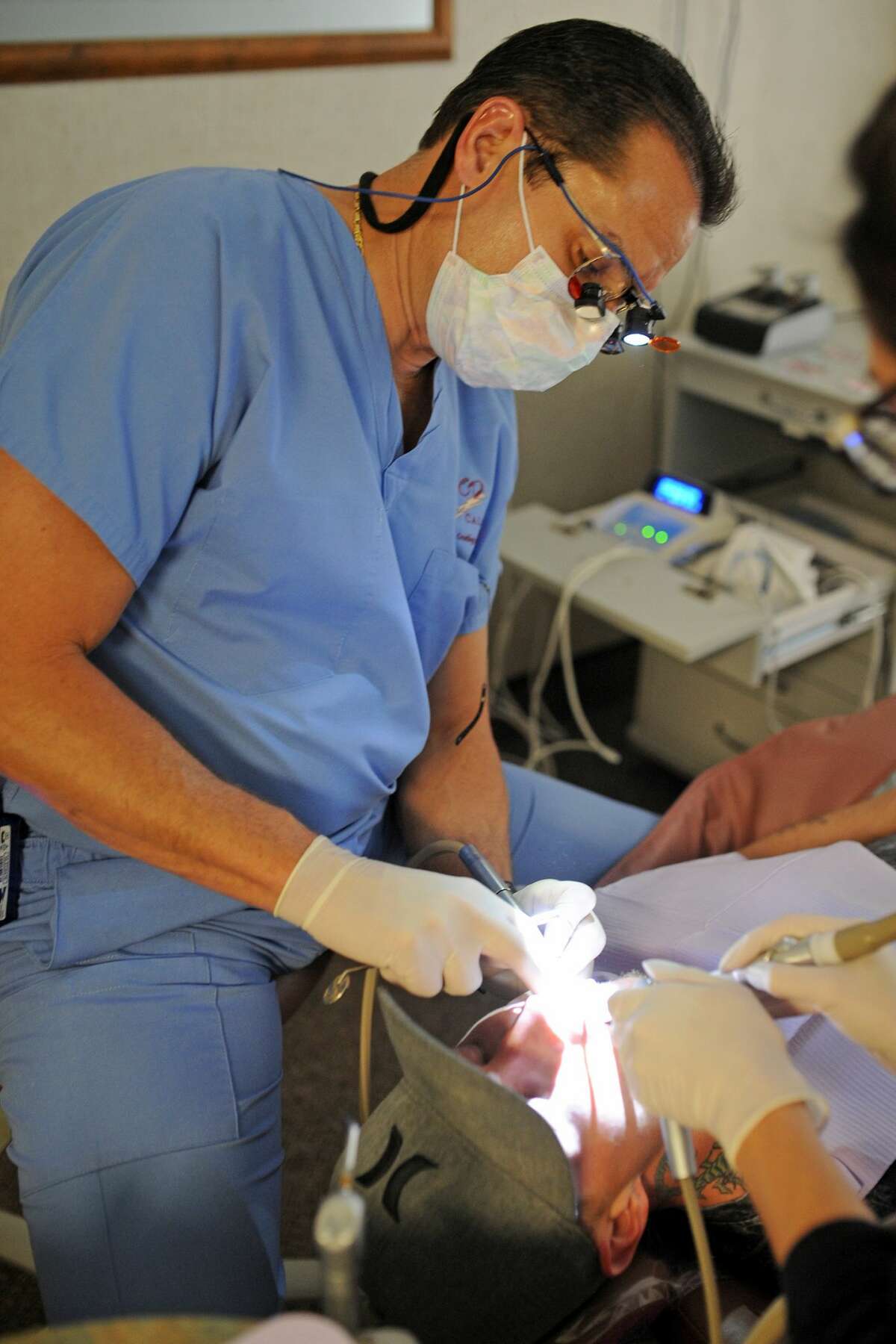Local dentist offers free restoration for veterans