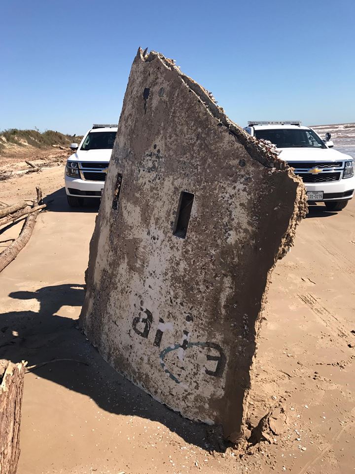 Piece of rocket ship washes up on Texas beach