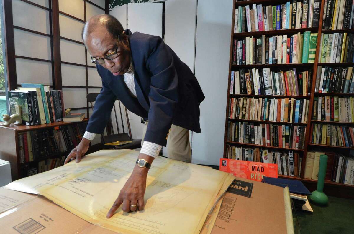 Art, music, memories fill mid-century modern