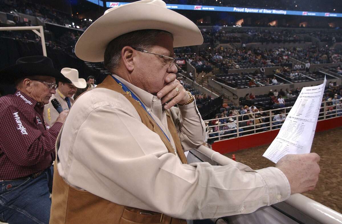 The “Voice” of the San Antonio rodeo falls silent