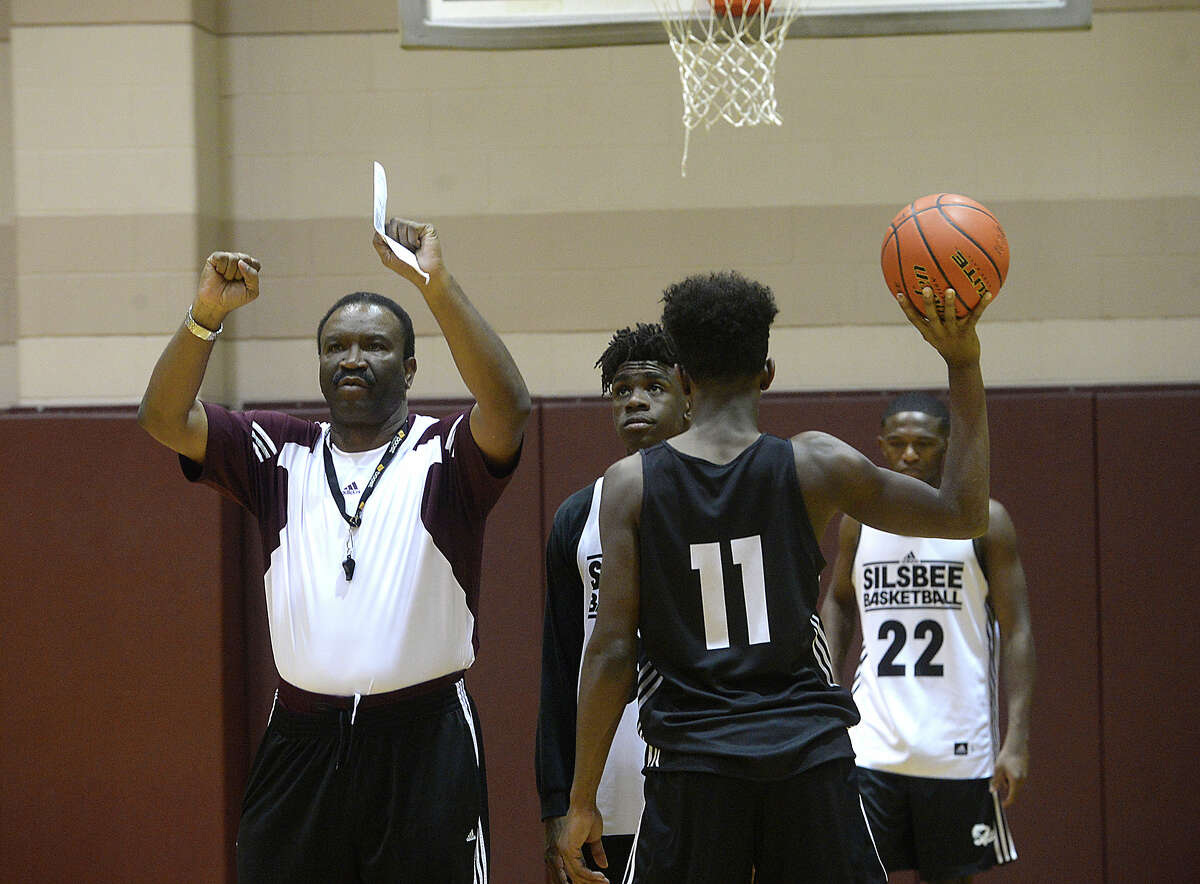 Super Gold Boys Coach of the Year gets first state title