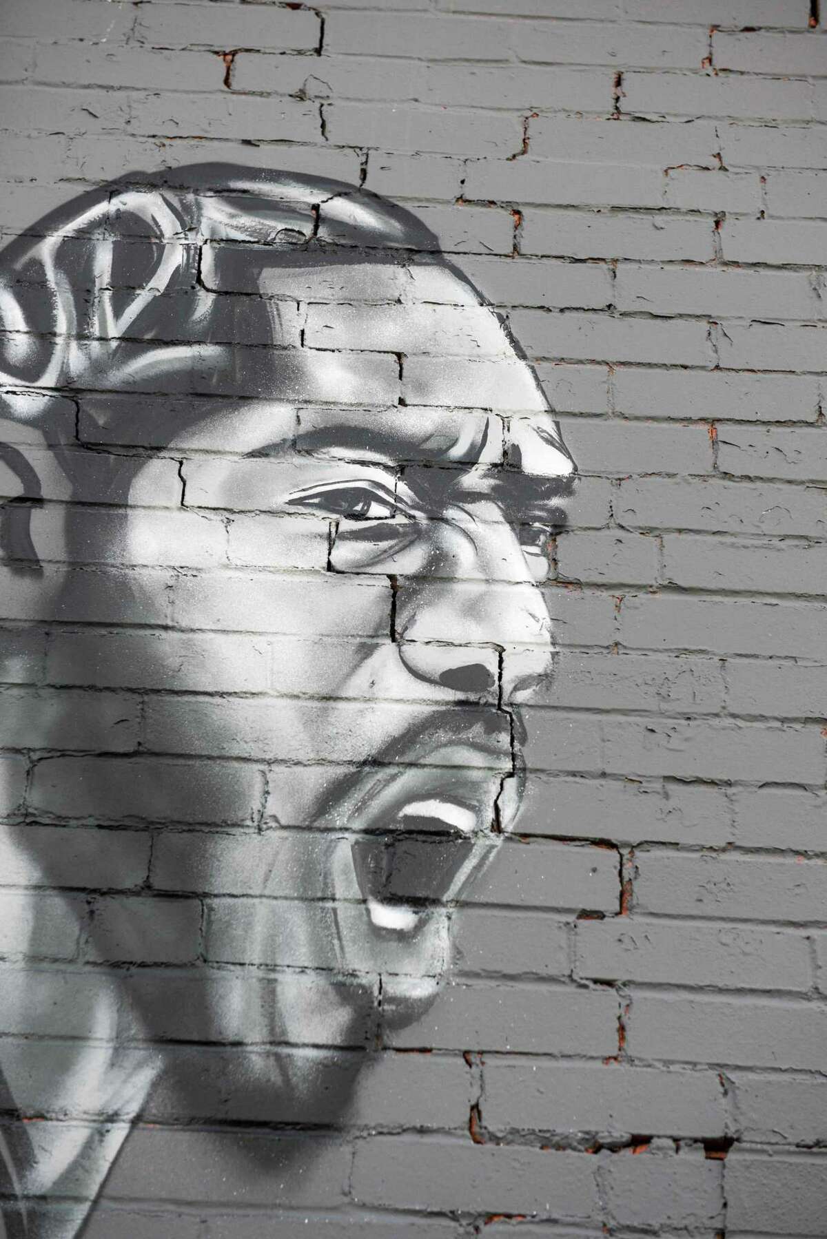 Spurs graffiti murals a hit on South Side