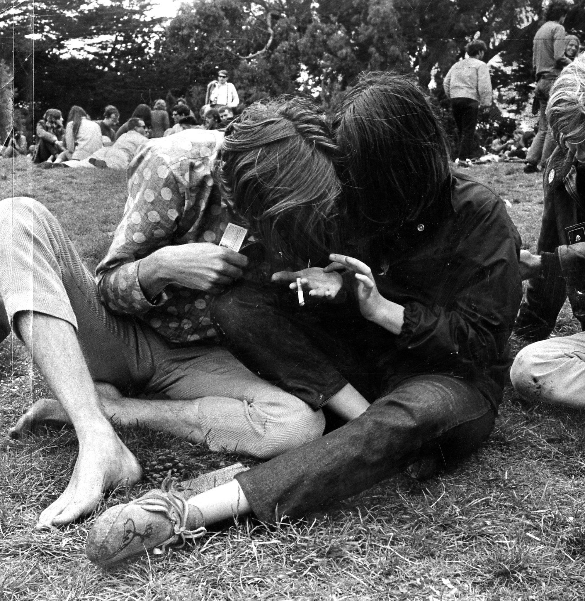 1967: Health director lectures hippies
