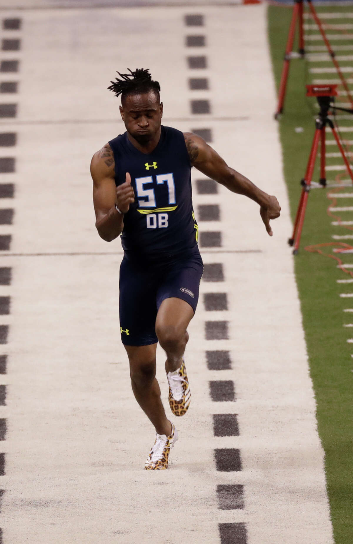 UH corner Howard Wilson runs 4.57 40