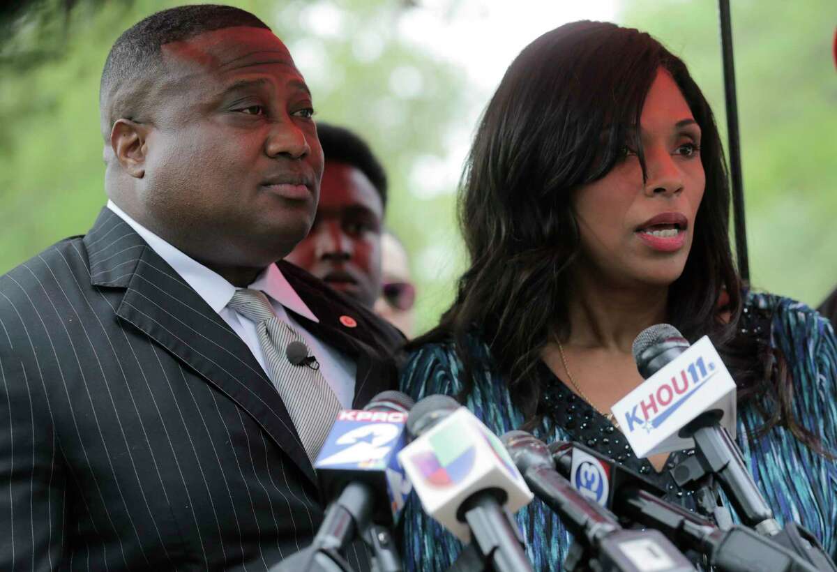 Quanell X sued by family alleging he passed himself off as a lawyer