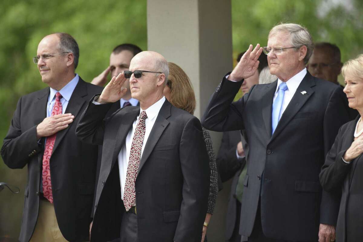 S.A. native who saved ‘Lost Platoon’ at Ia Drang buried at Fort Sam