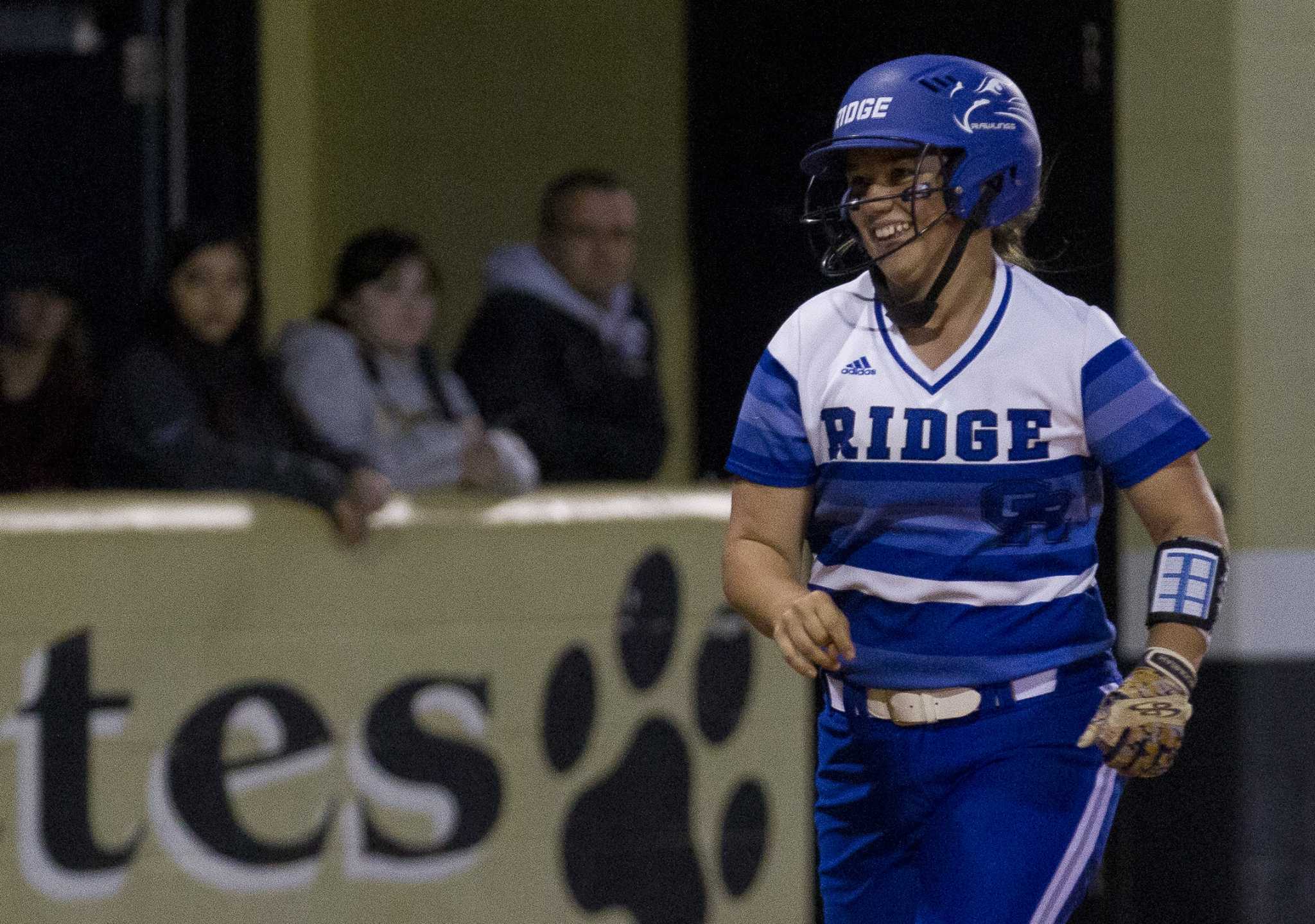 SOFTBALL: Oak Ridge, The Woodlands open 12-6A play with wins