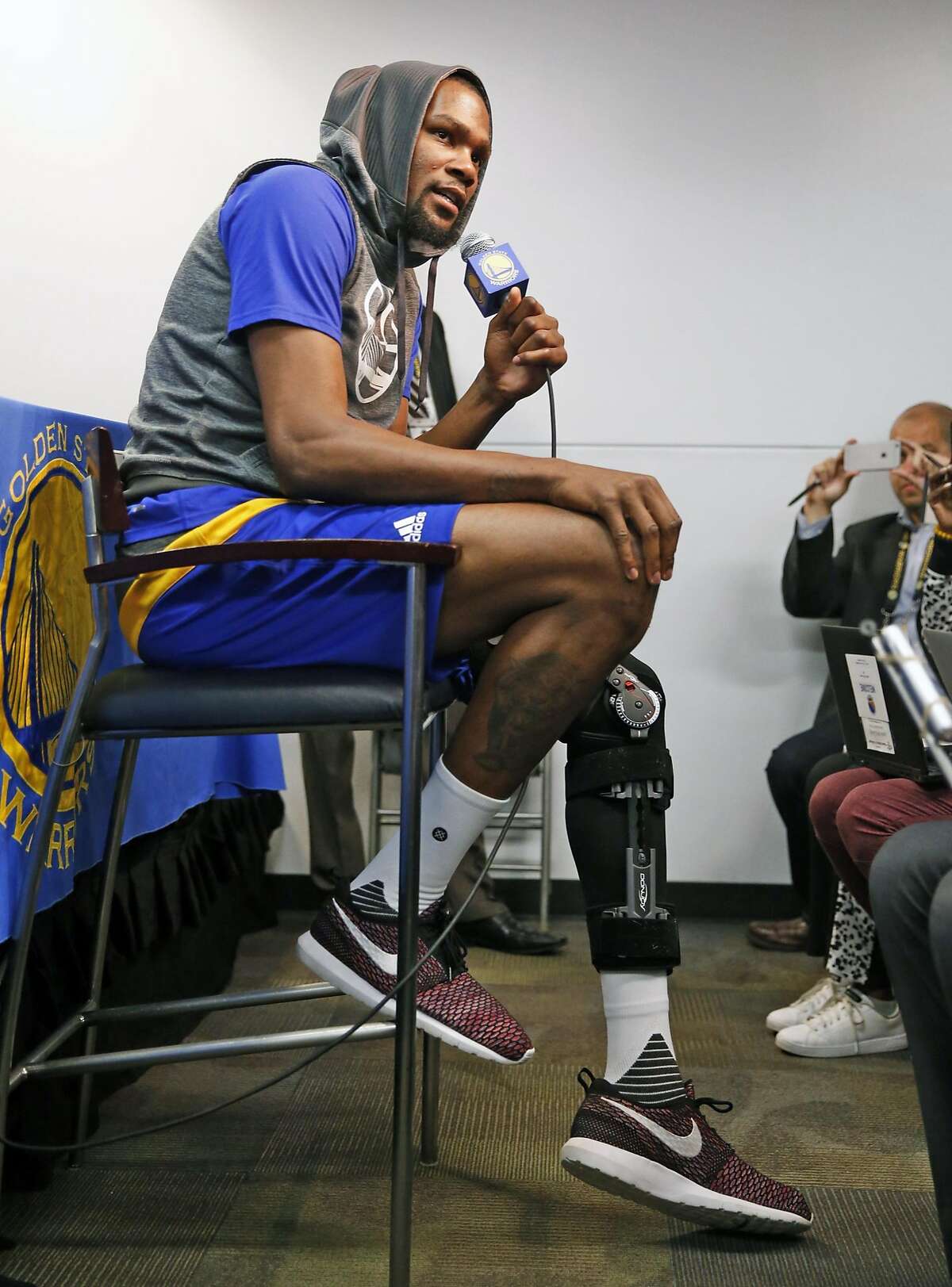 Kevin Durant on knee injury: ‘It is what it is’