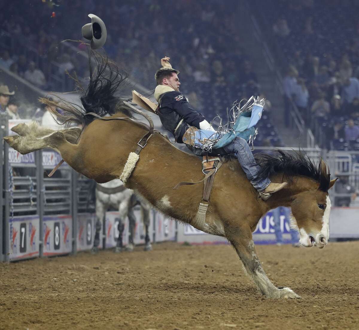Tie-down roper Caleb Smidt takes Super Series I