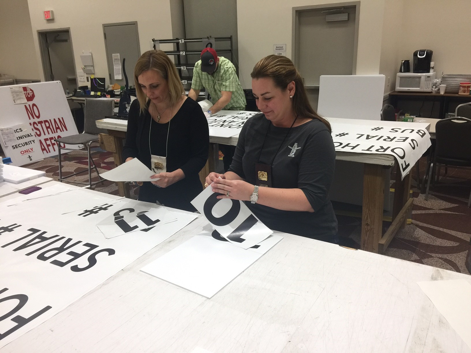 Thousands of volunteers make the Rodeo behind the scenes
