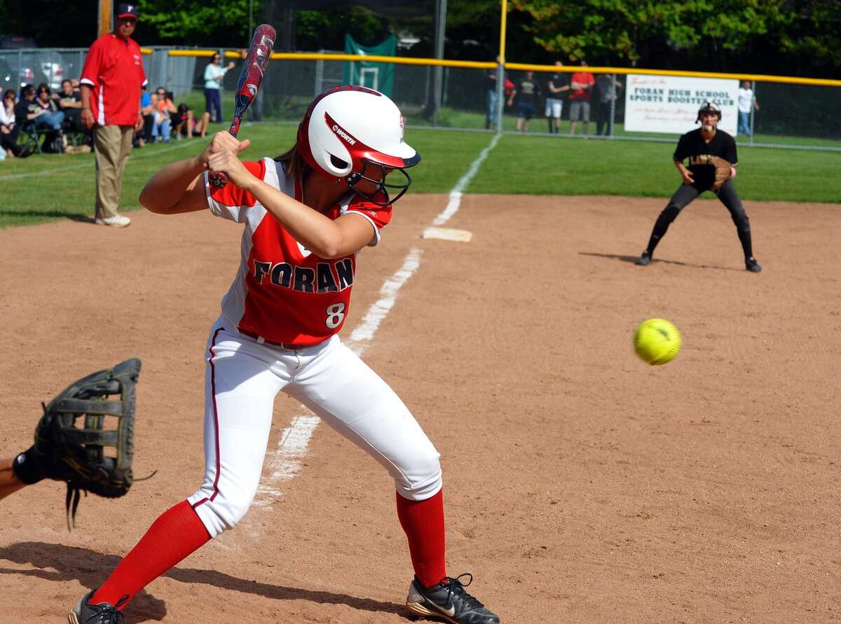 Danielle Kemp, 19, softball star, dies from brain tumor