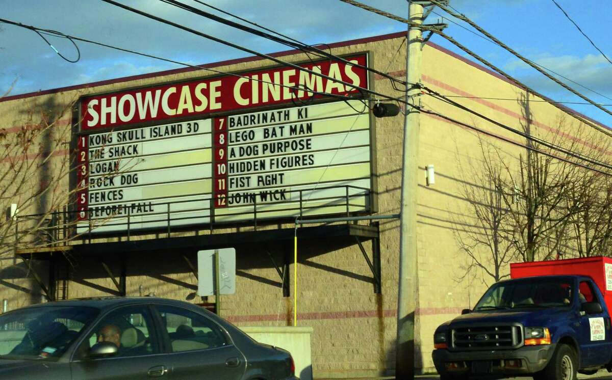 Local movie theaters adapt and change to provide enhanced experience Local movie theaters adapt and change to provide enhanced experience