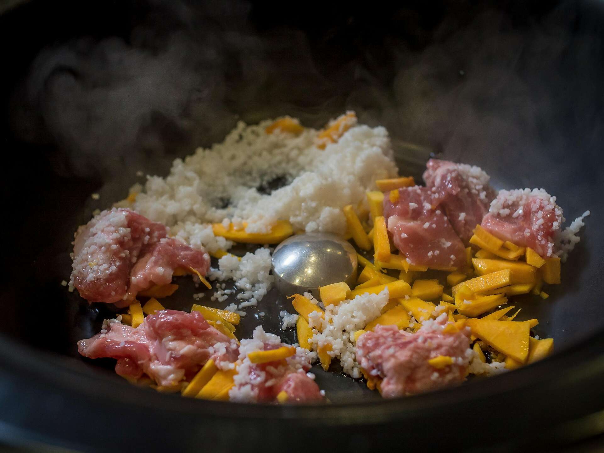 Tastee Steam Kitchen: An Asian culinary trend heats up in Oakland