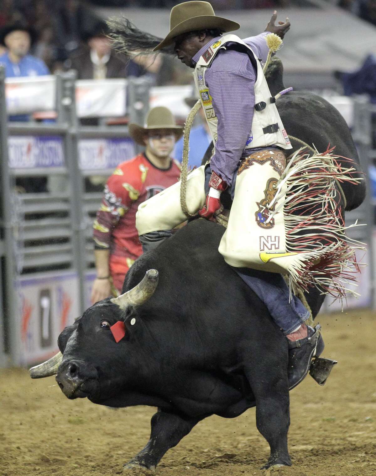 Bareback rider Clint Cannon's emotional farewell tour begins at ...