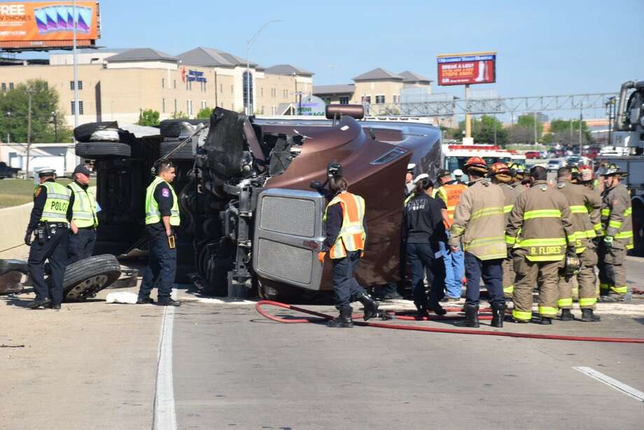 Interstate 10 re-opened following overturned 18-wheeler crash - San ...