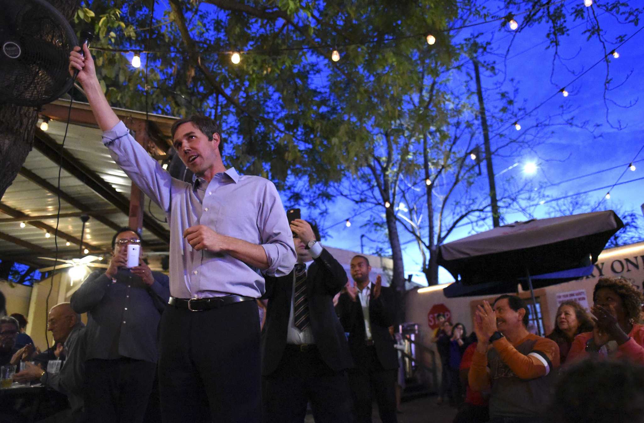 Senate challenger O’Rourke brings one-man tour to S.A.