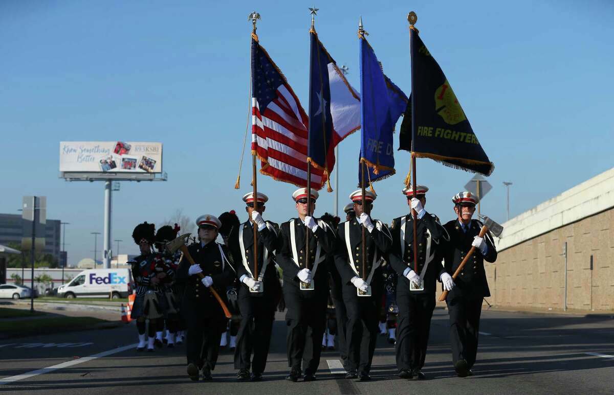 HFD honors firefighters killed in 2013 Southwest Inn fire