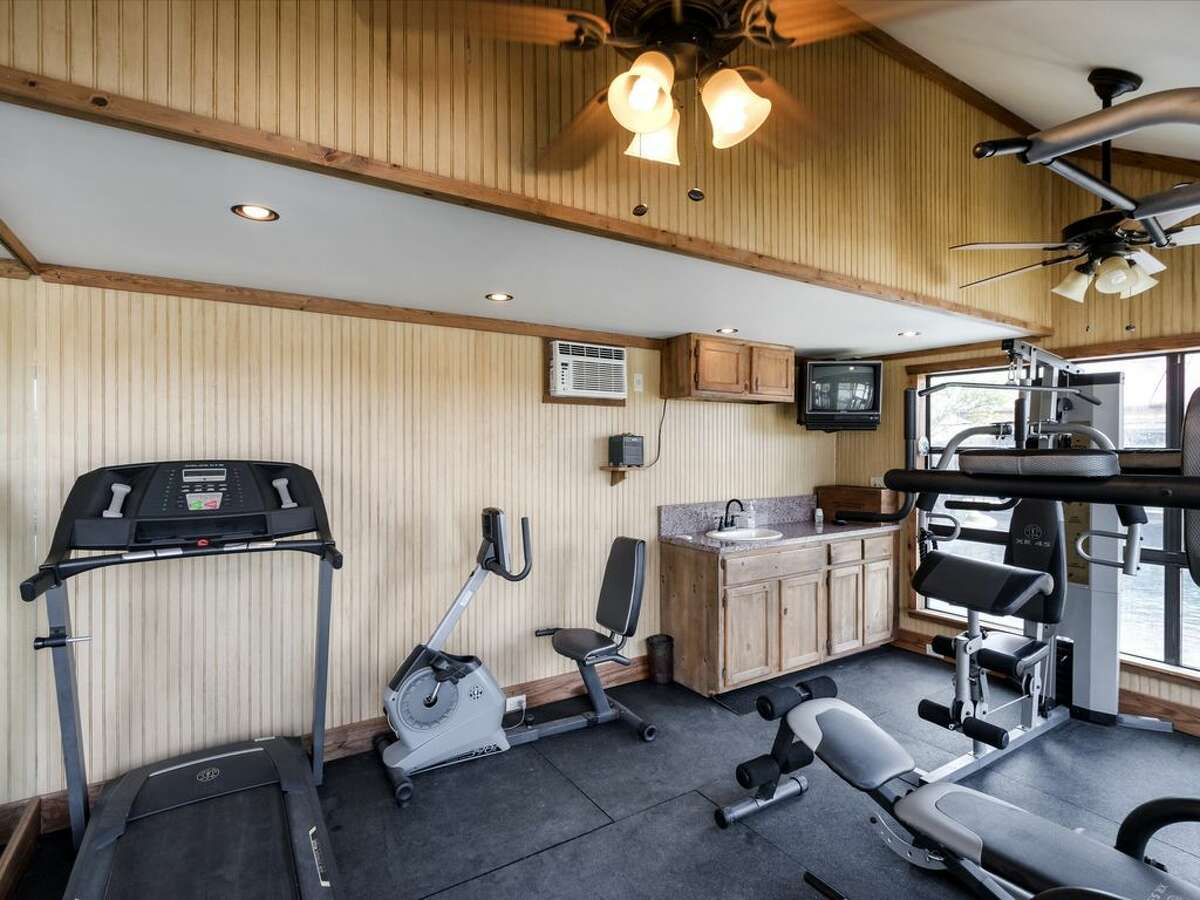 Stunning resort-style ranch offers a private Central Texas getaway