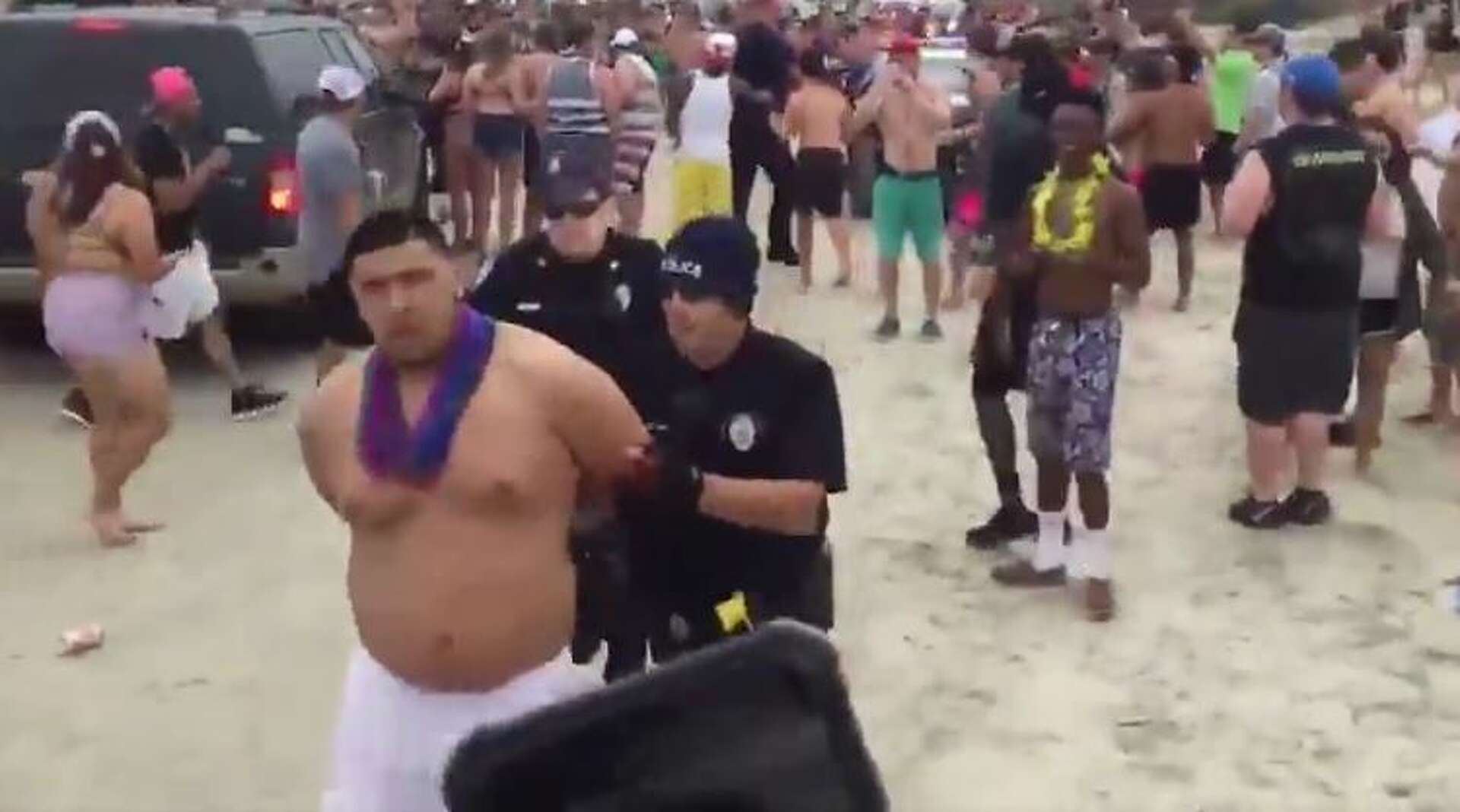 Viral video shows spring break 'chaos' at Port Aransas