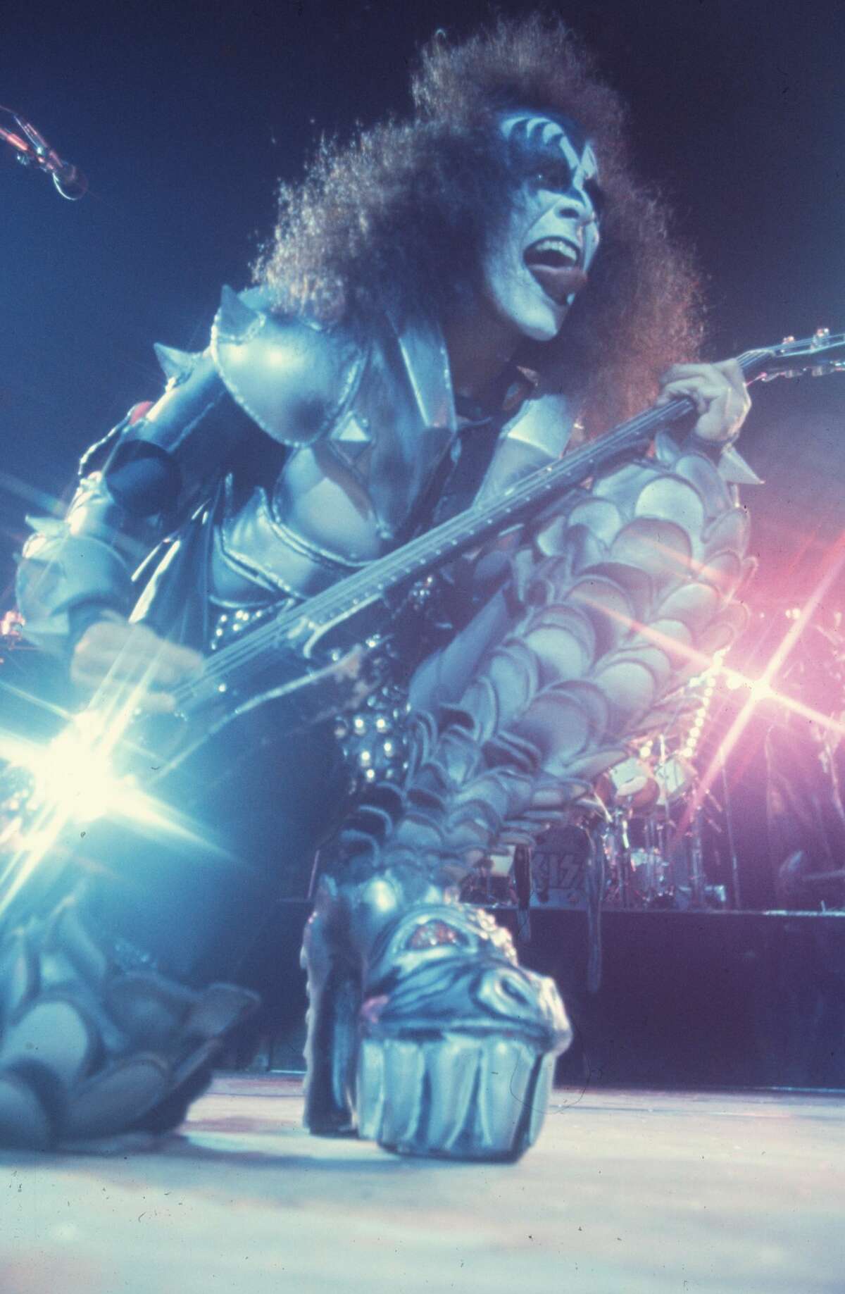 When Kiss Brought The Thunder To The Summit In Houston In 1976