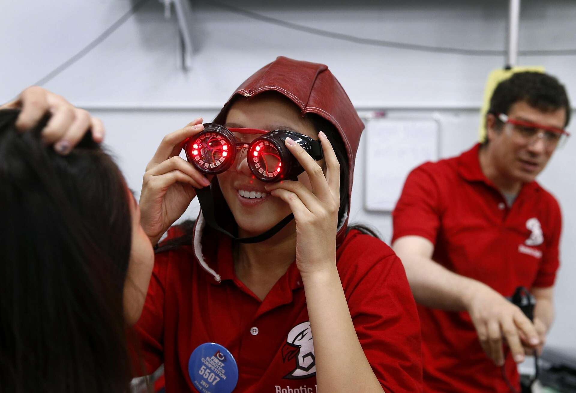 Hundreds of students in SF for city’s first robotics battle