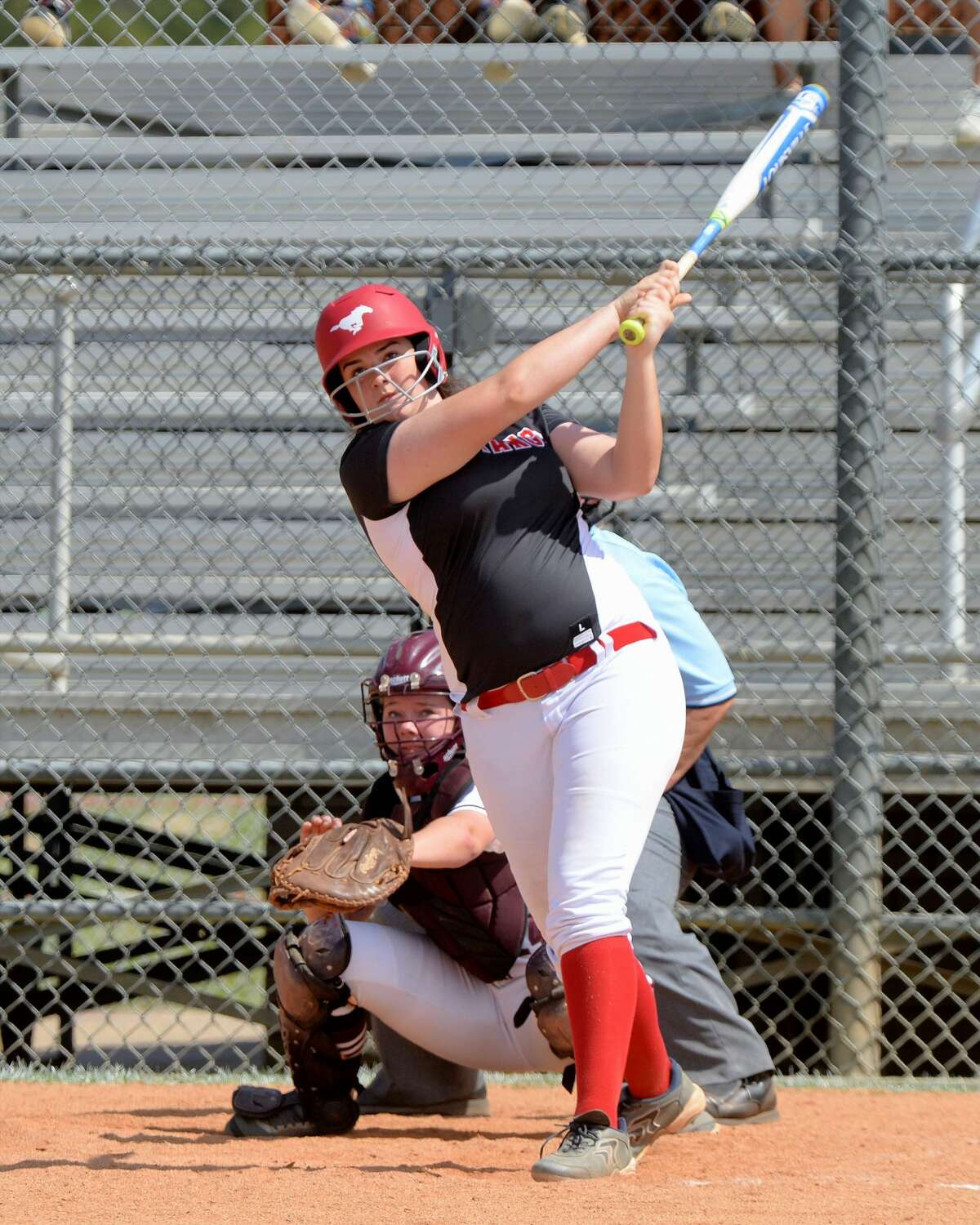 Softball: Memorial 8, Cinco Ranch 6
