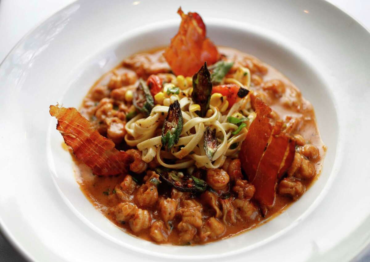 Chef Mark Holley will open new restaurant at former Davis Street