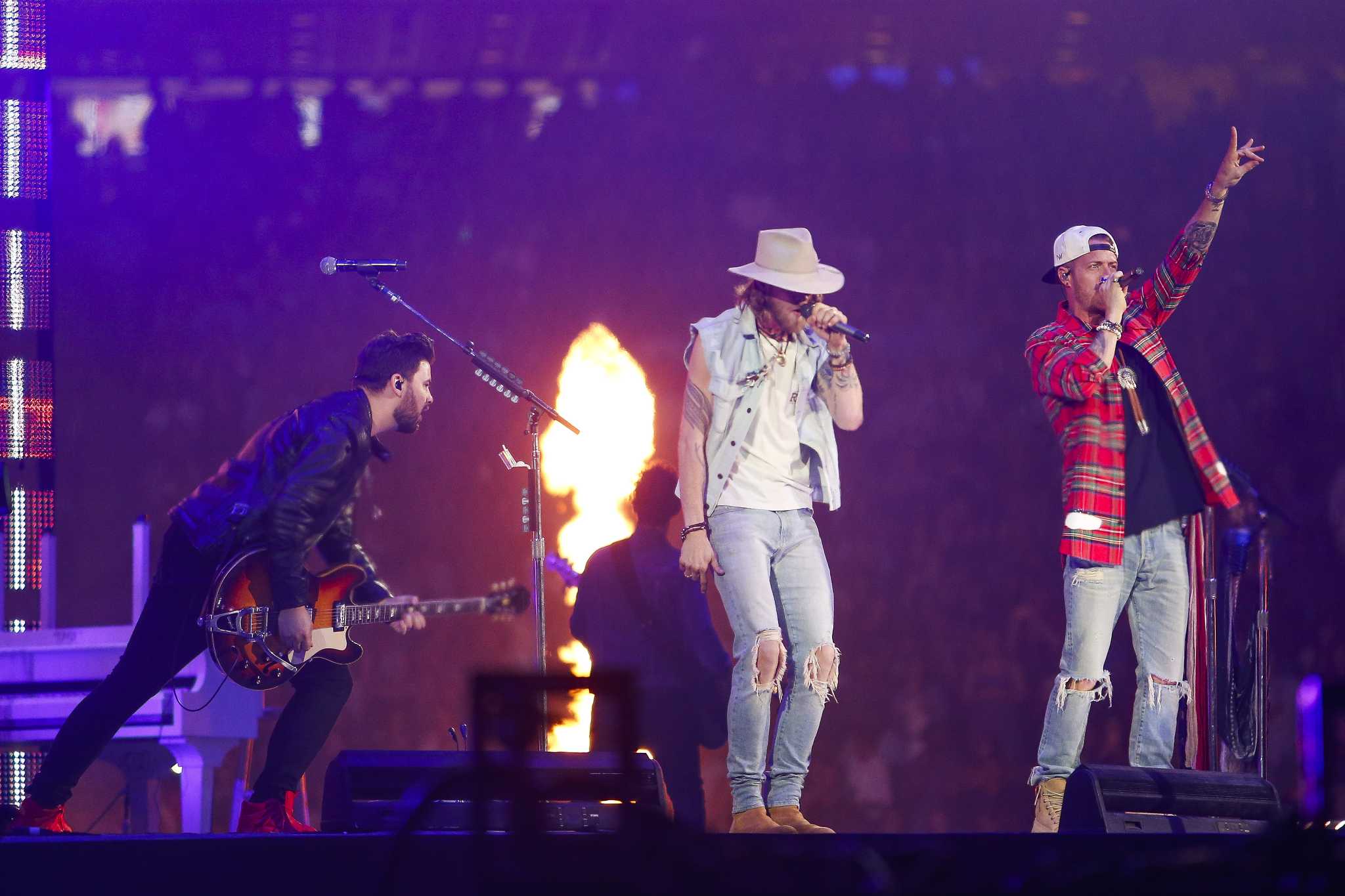 Florida Georgia Line boasts bombastic ballads and blustery instrumentation