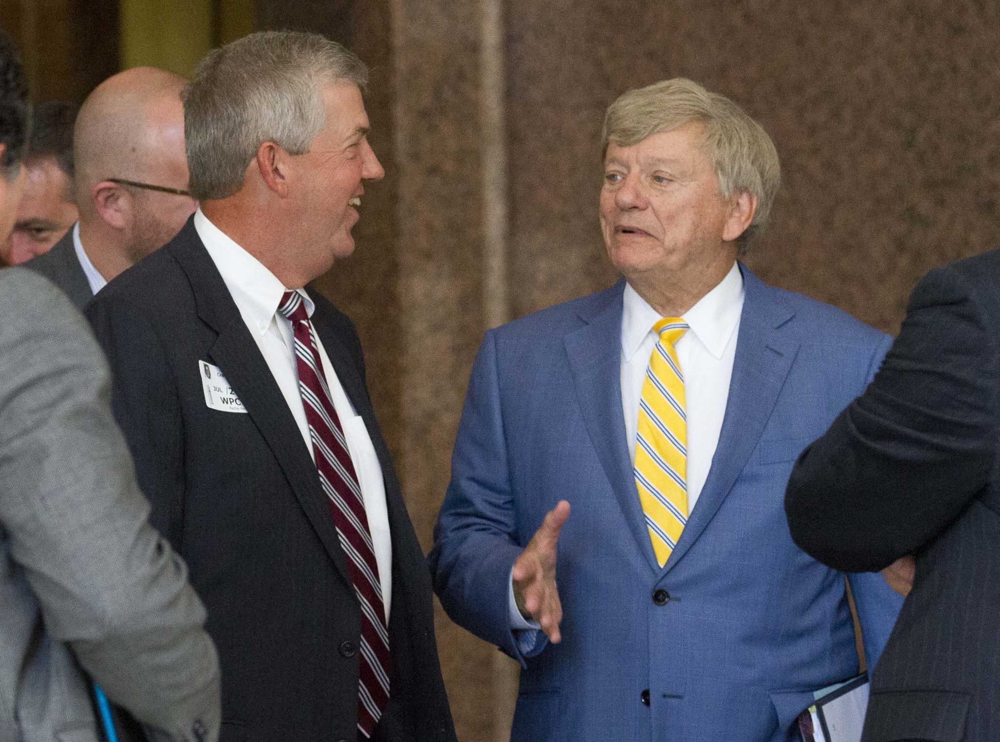 County judge's attorney pushes for dismissal of Open Meetings case