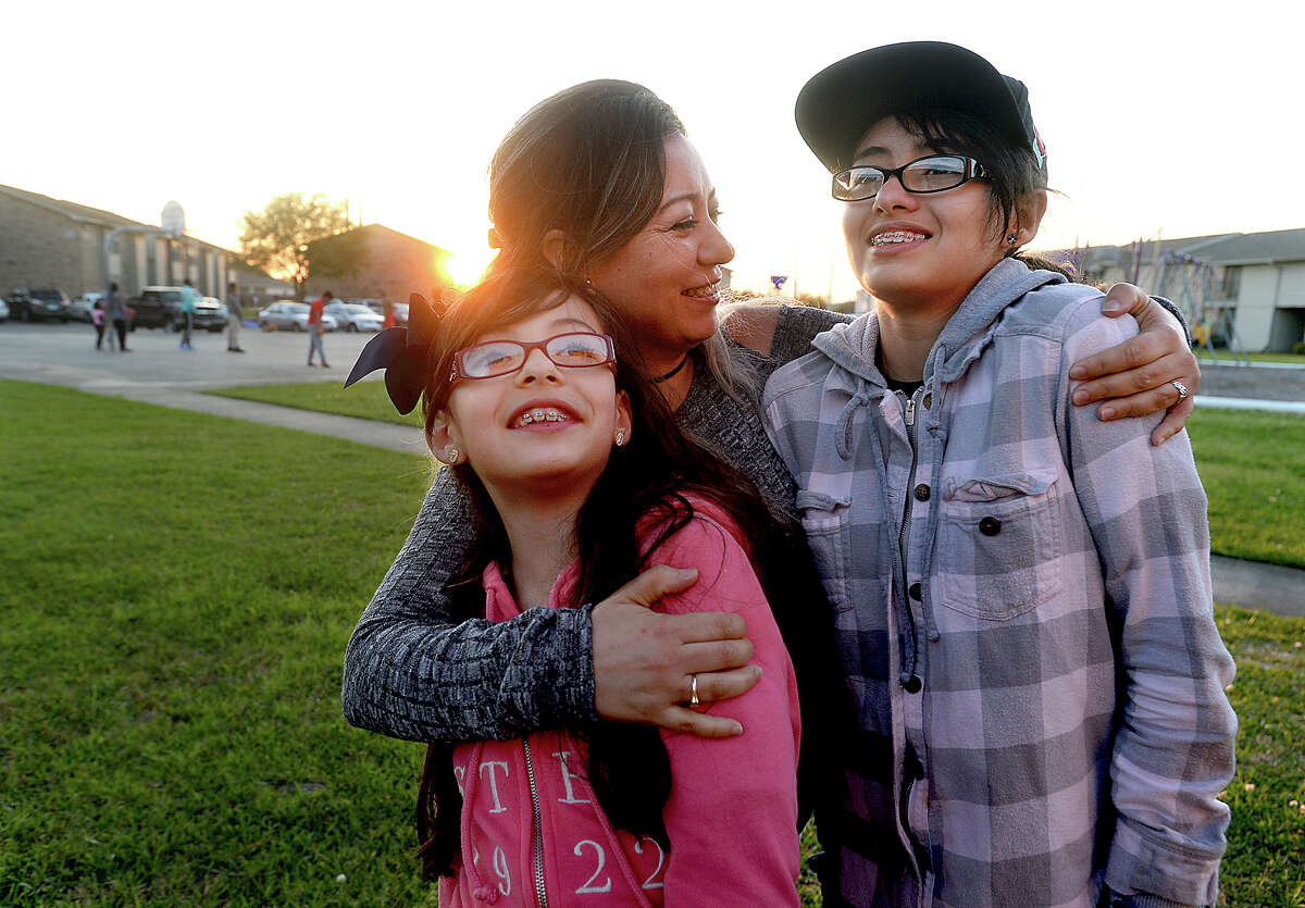 Political climate driving local Hispanics to learn English