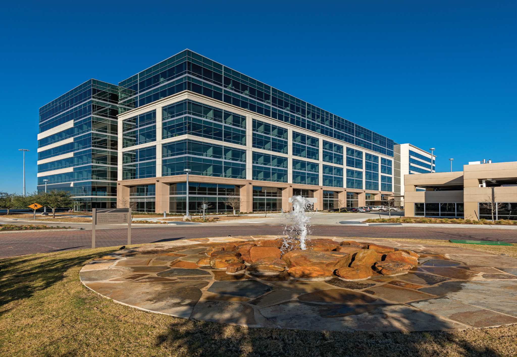 Energy Crossing II office building goes platinum on efficiency