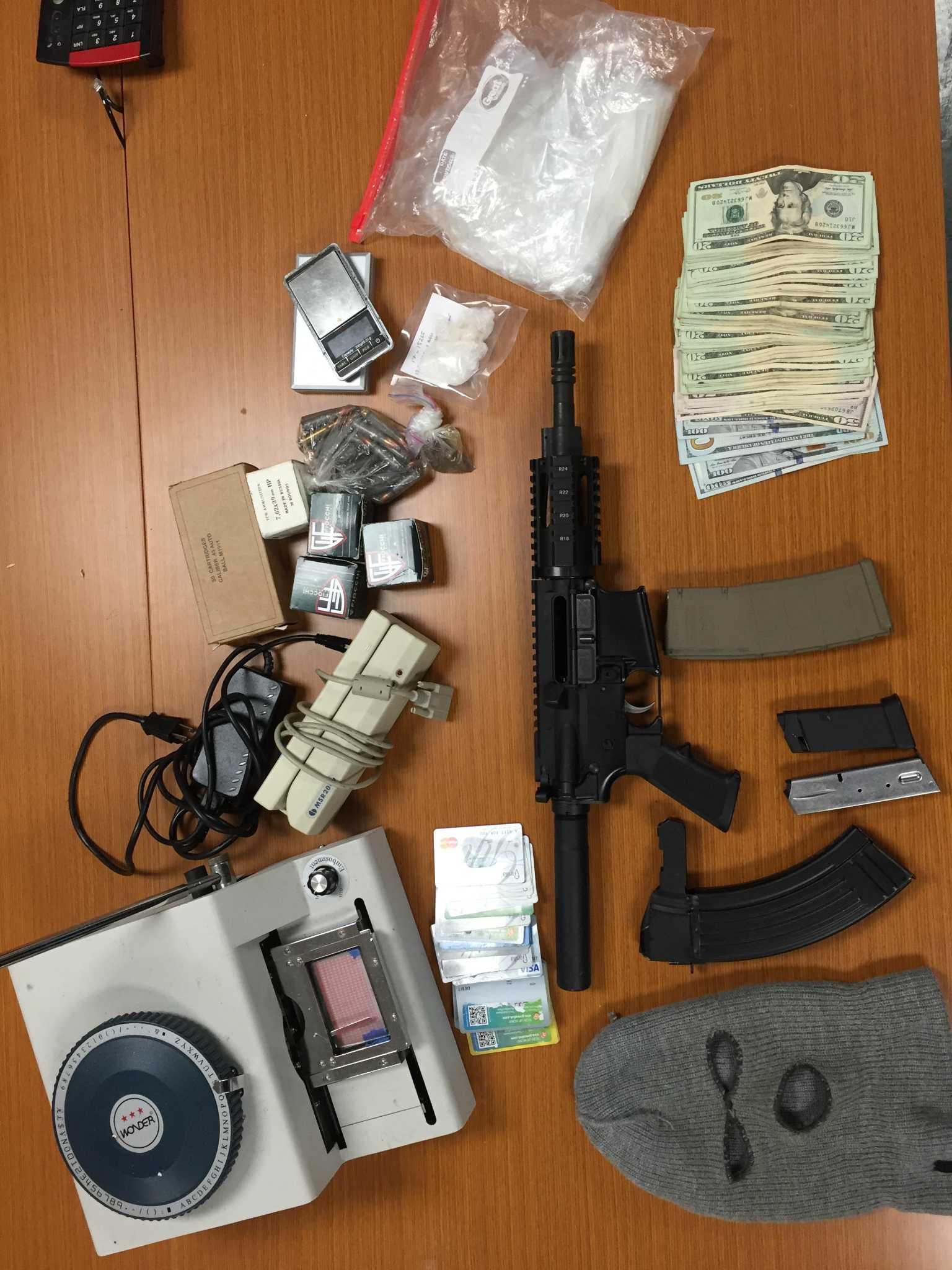 Car break-in in Berkeley uncovers criminal den, police say