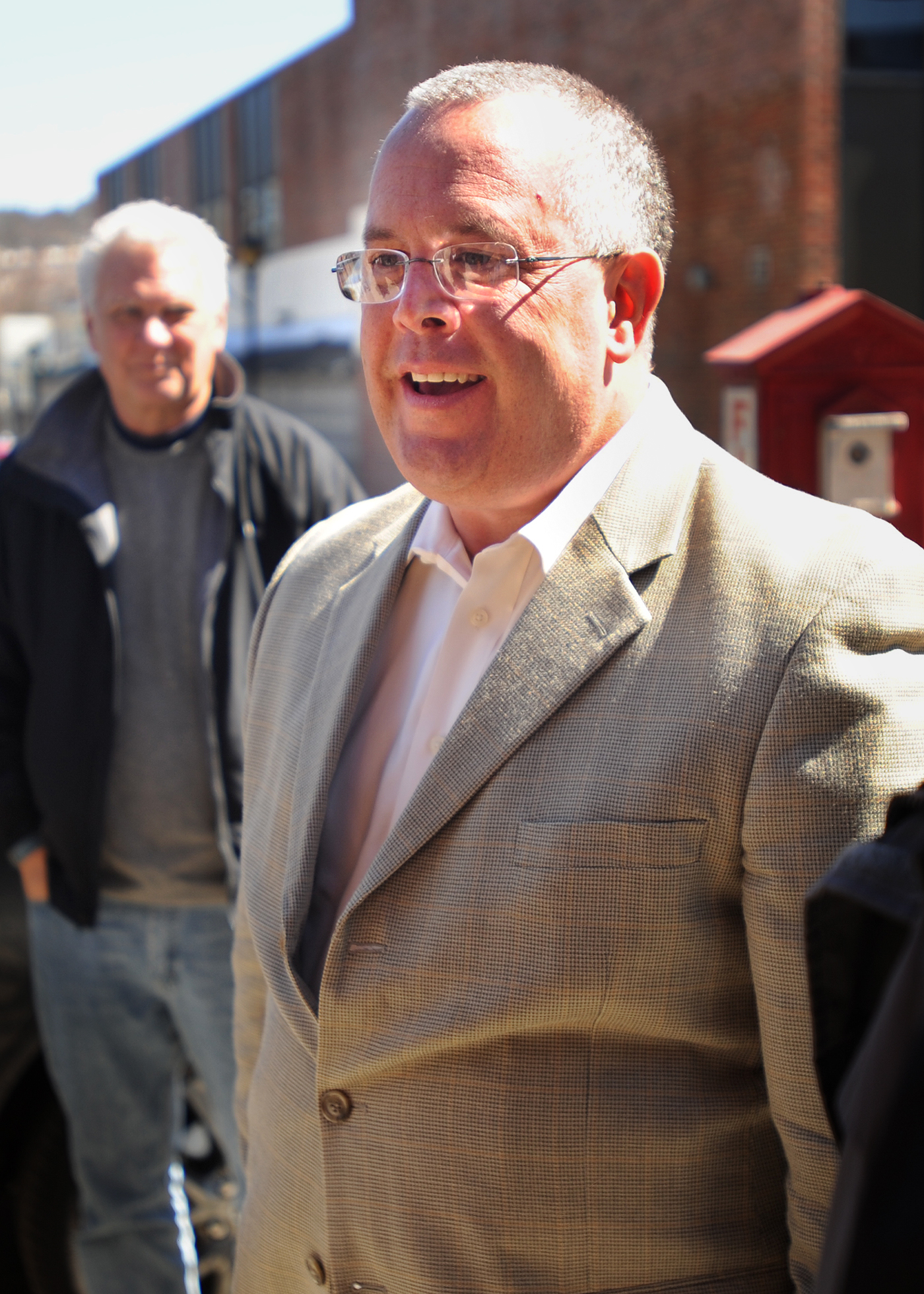 Seymour’s first selectman says he’ll step down next month