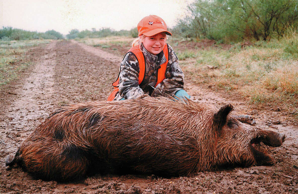 For $35,000, Texas company lets you gun down feral hogs with an M16 ...