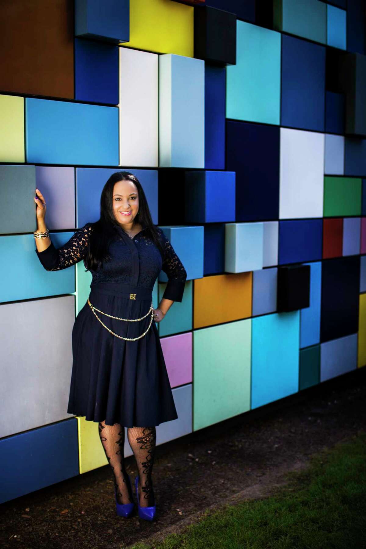 Noreen Khan-Mayberry is a scientist with style