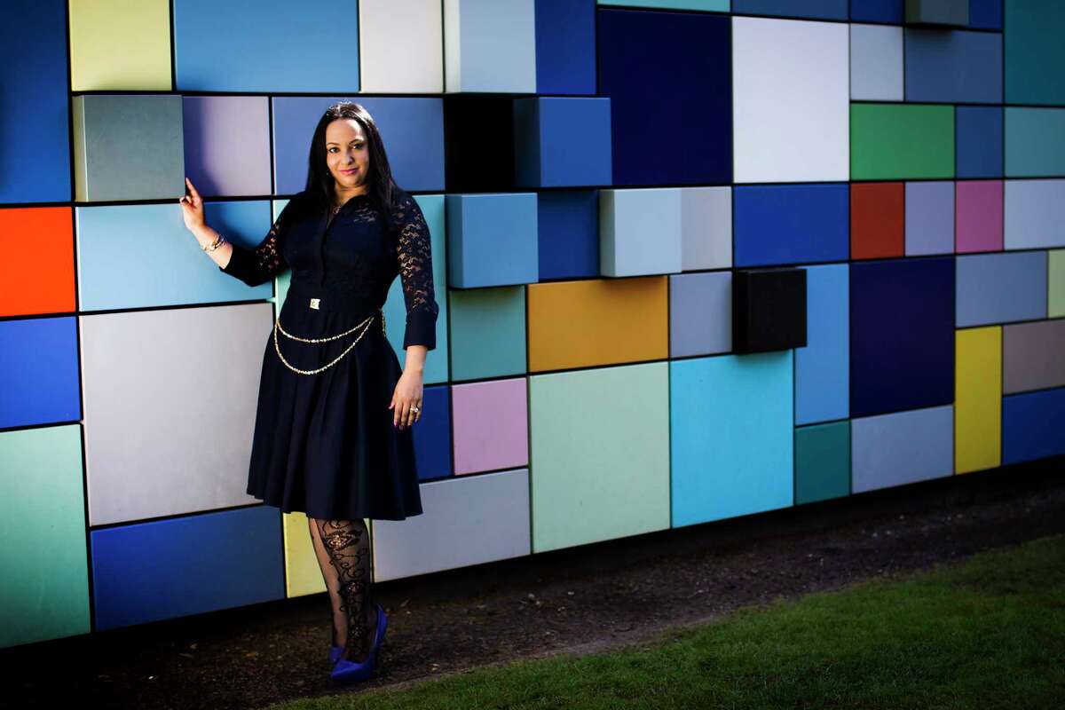 Noreen Khan-Mayberry is a scientist with style