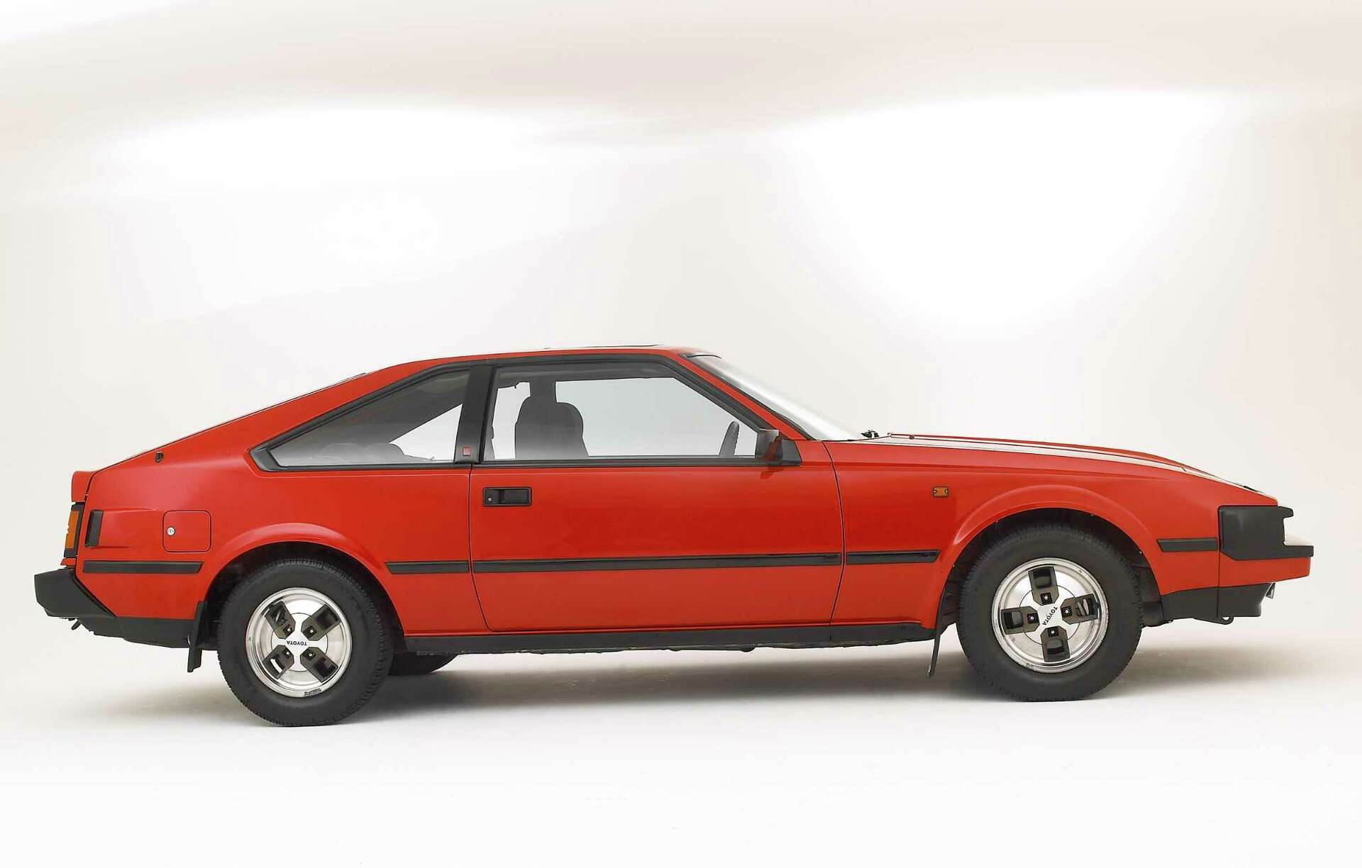 Noreen Khan-Mayberry is a scientist with style