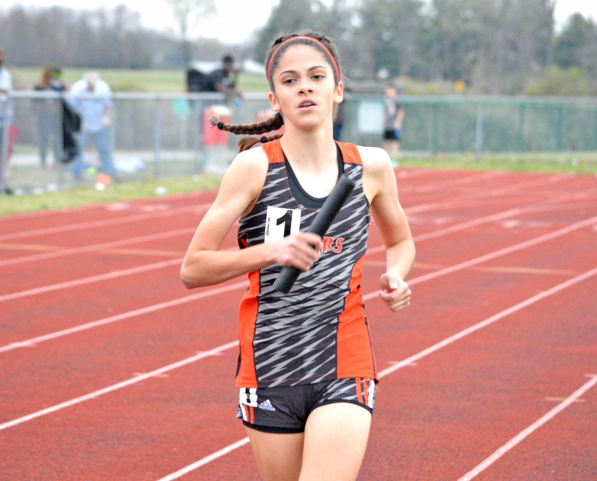 TRACK AND FIELD: Tiger boys win SWIL Relays; girls are 2nd