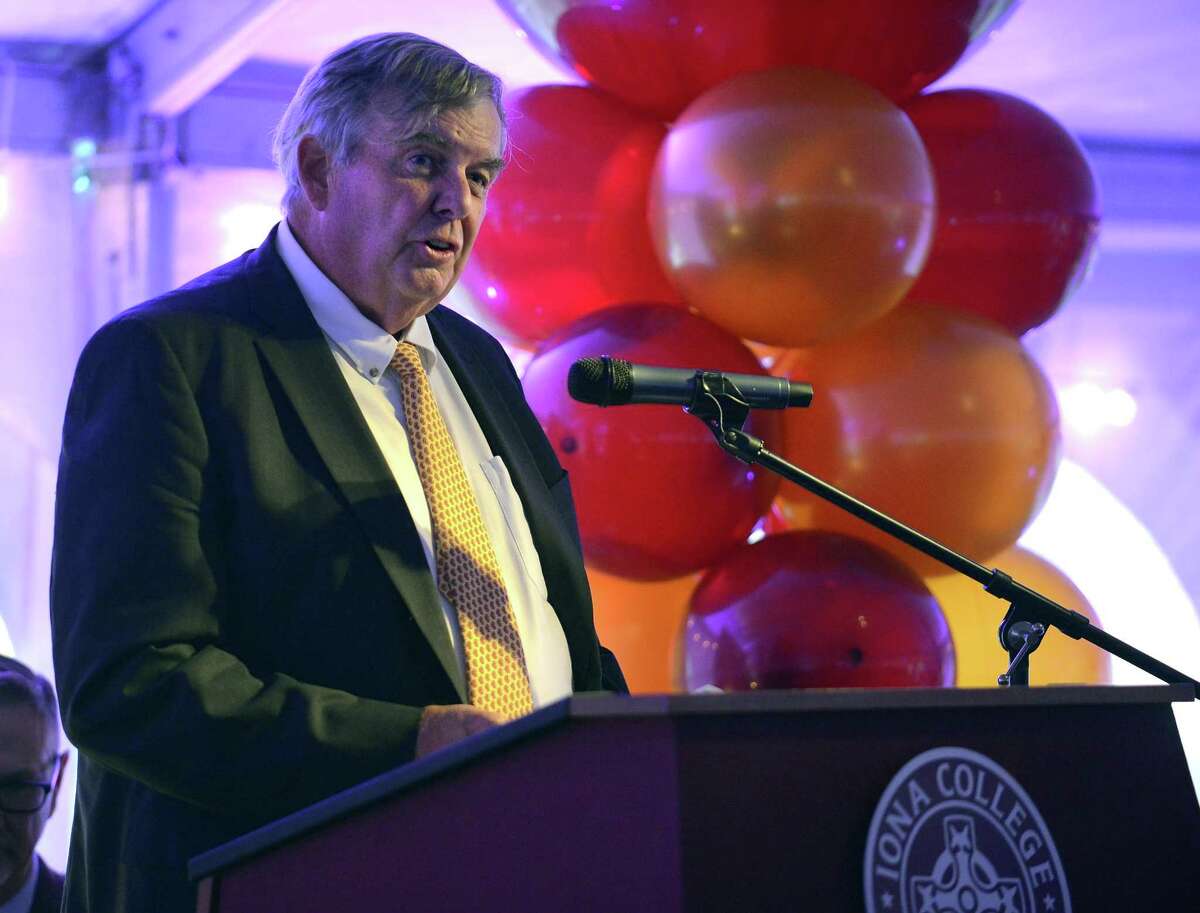 Greenwich couple give $15 million to Iona