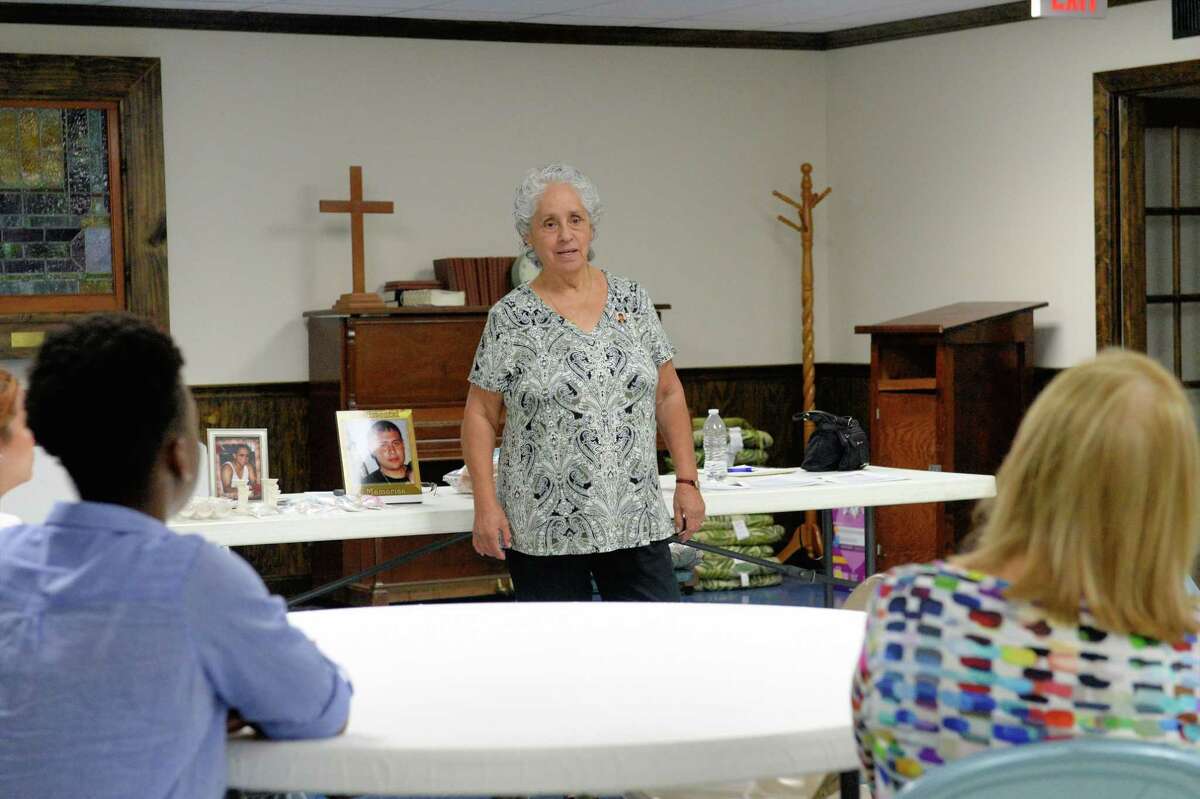 Parents of Murdered Children meet in Heights church, became activists ...