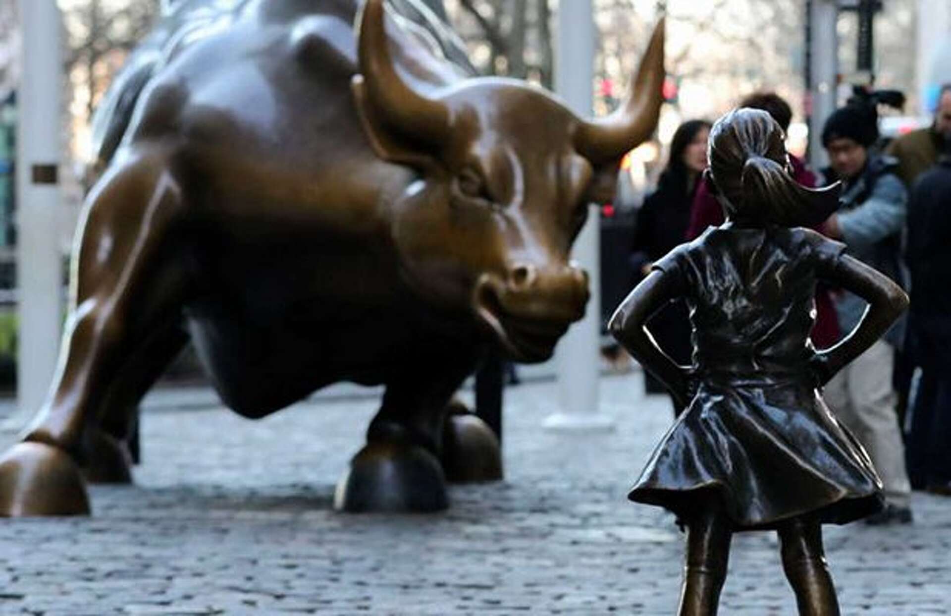 ‘Fearless Girl’ statue allowed to stay in Manhattan